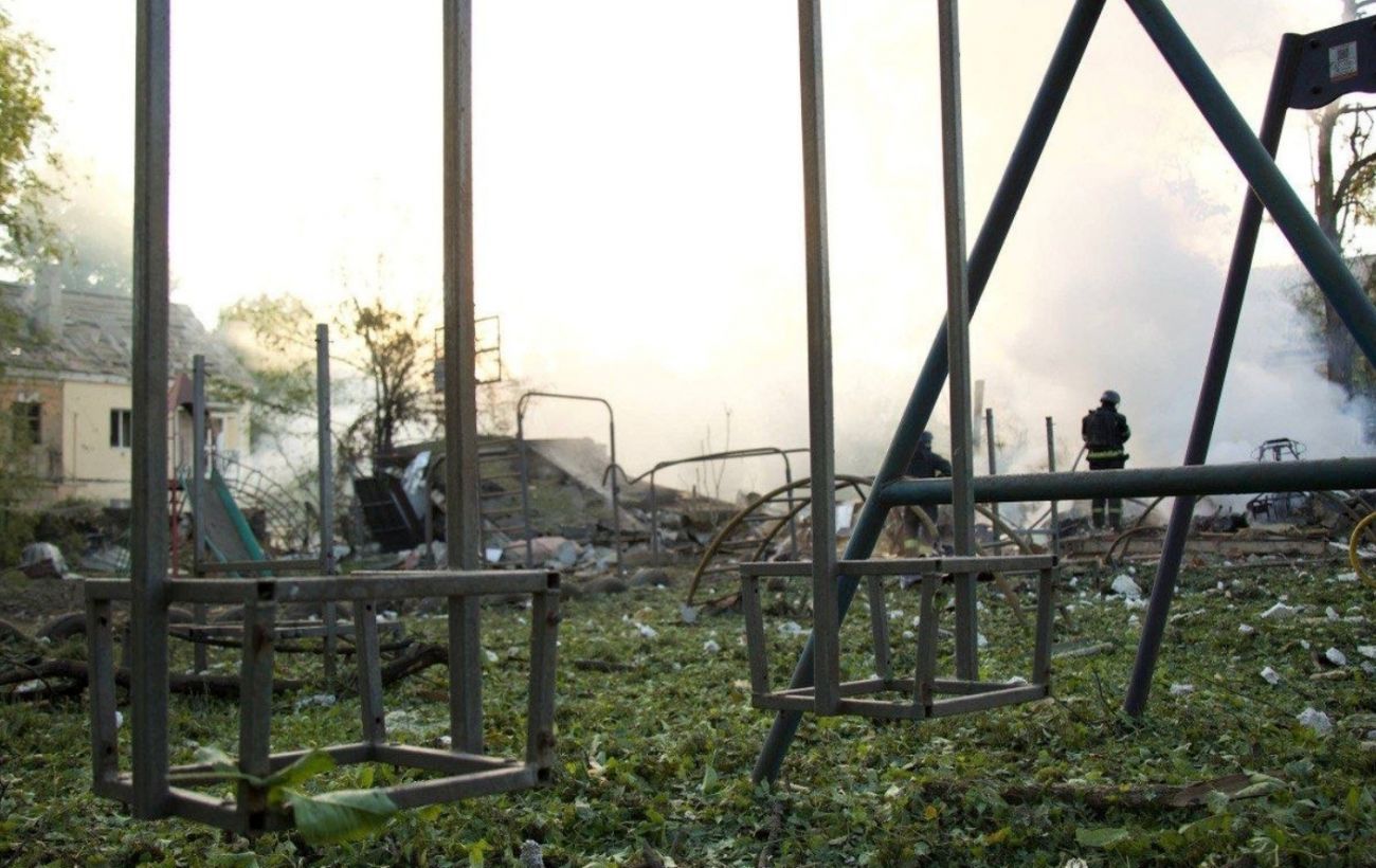 Russia strikes another residential building in Ukraine's Dnipro ...