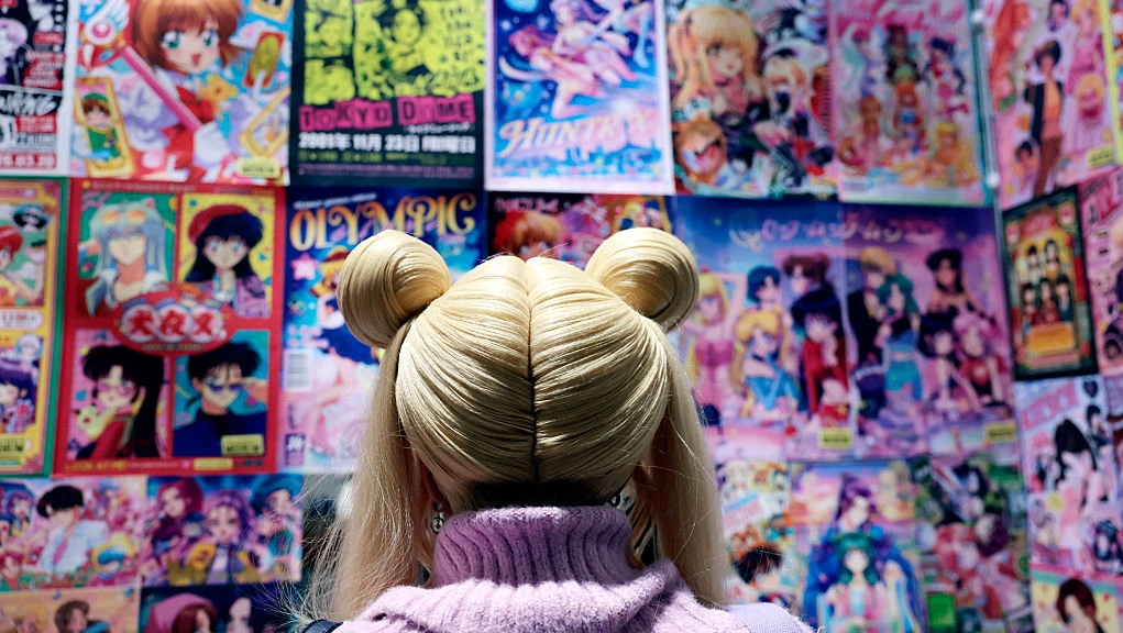 Mid-year anime hits and live wallpapers shape visual trends
