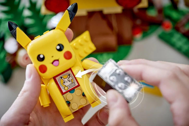 You'll wanna catch all of these LEGO Pokémon SMART Play sets