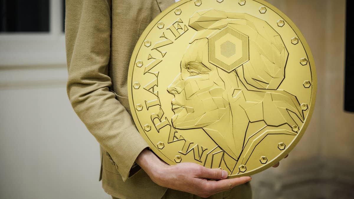 Veteran analyst trims gold target for rest of 2026