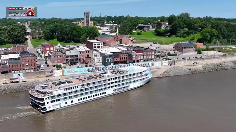 Riverboat dockings in downtown Cape Girardeau 2026