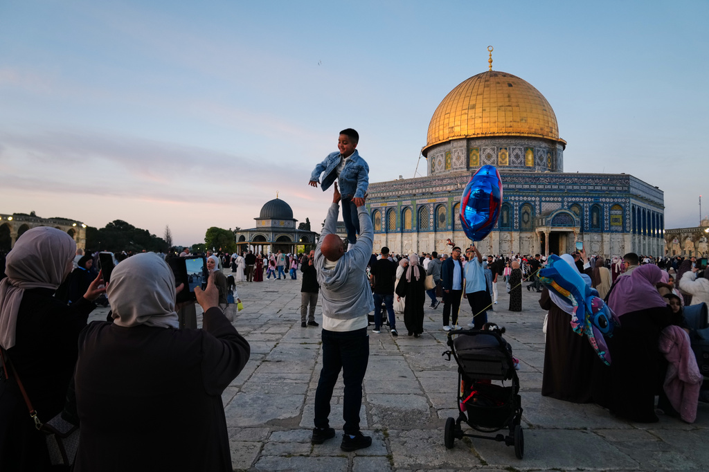 Eight Muslim countries, including UAE, condemn Israel over al-Aqsa ...