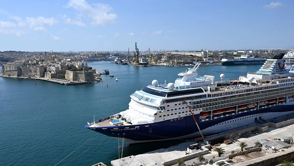 Essential tips for first-time cruise boarding