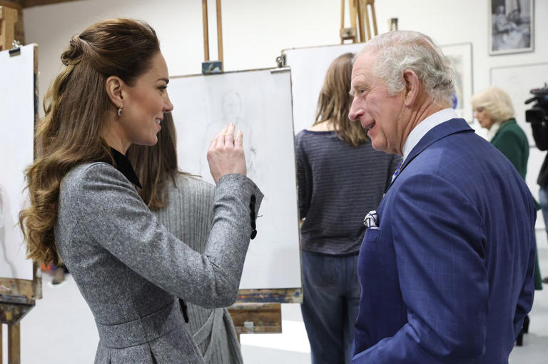 Kate Middleton makes a striking appearance in red polka dots while ...