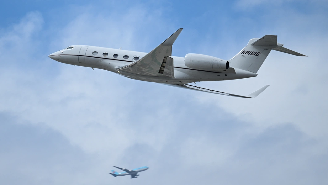 8 leading private jet manufacturers and flagship models