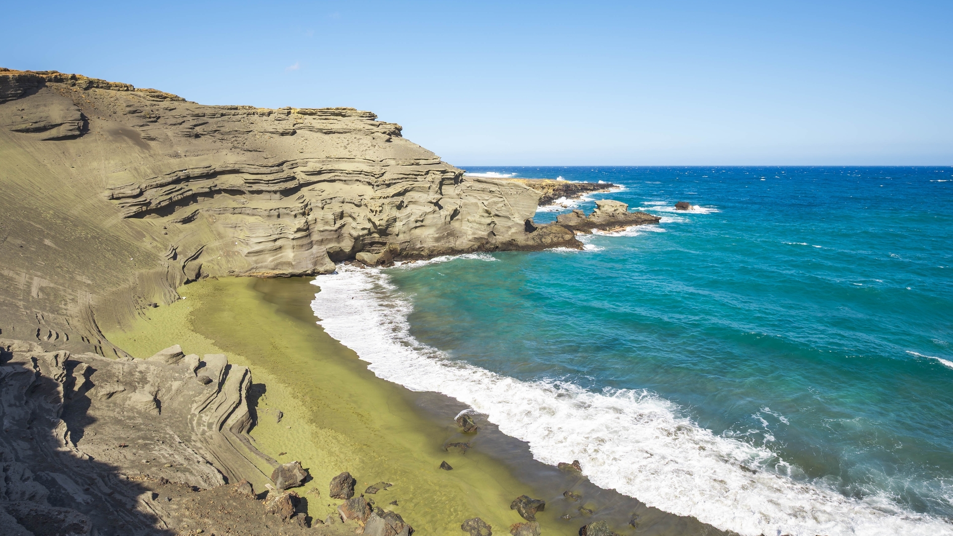 In the United States, this stunning beach is made of astonishing green ...