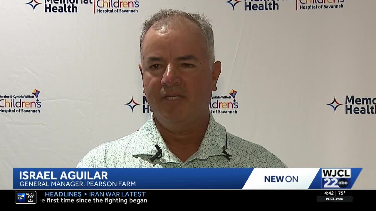 Pearson Farm delivers peaches to Children's Hospital of Savannah
