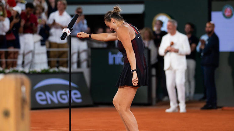 Andy Roddick calls out 'weird' request for Aryna Sabalenka to dance ...