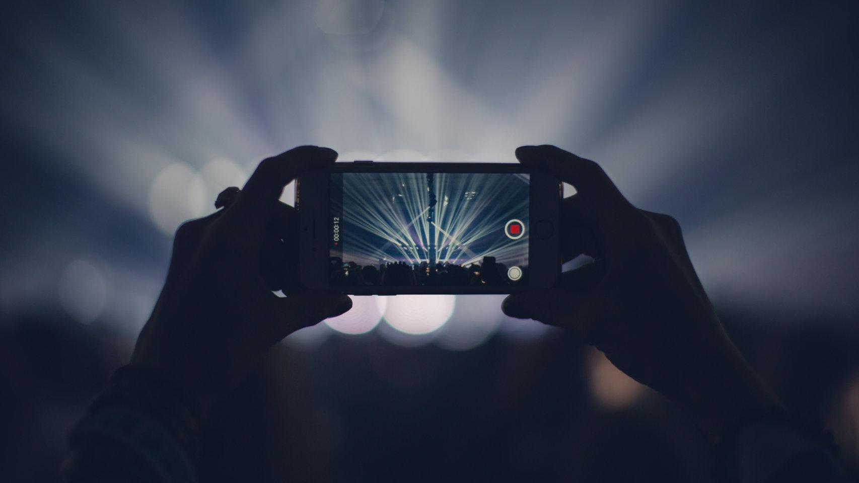 Internet en el móvil cambia para siempre en España: el concierto de Bad ...