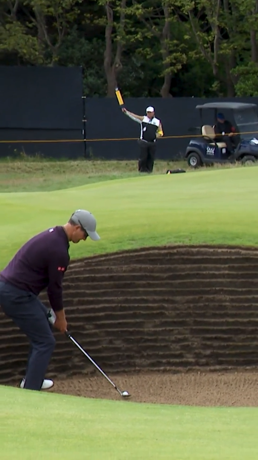 Adam Scott’s bunker shot was absolute perfection