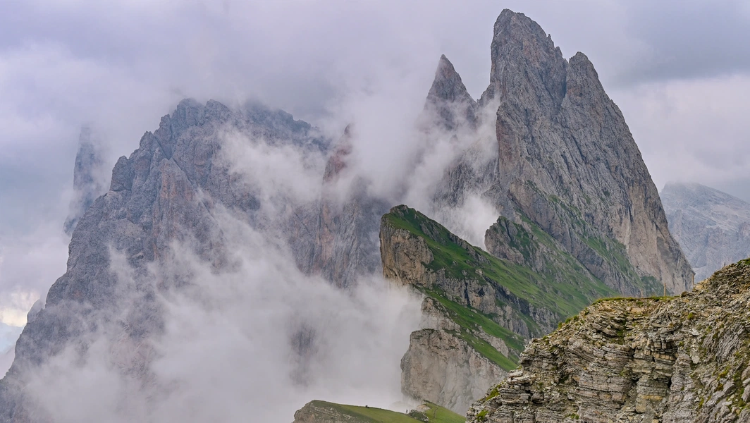24 fascinating photos from nature to creative art