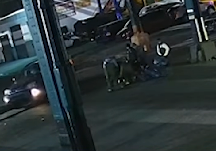 NYC issues warning after men emerge from manholes
