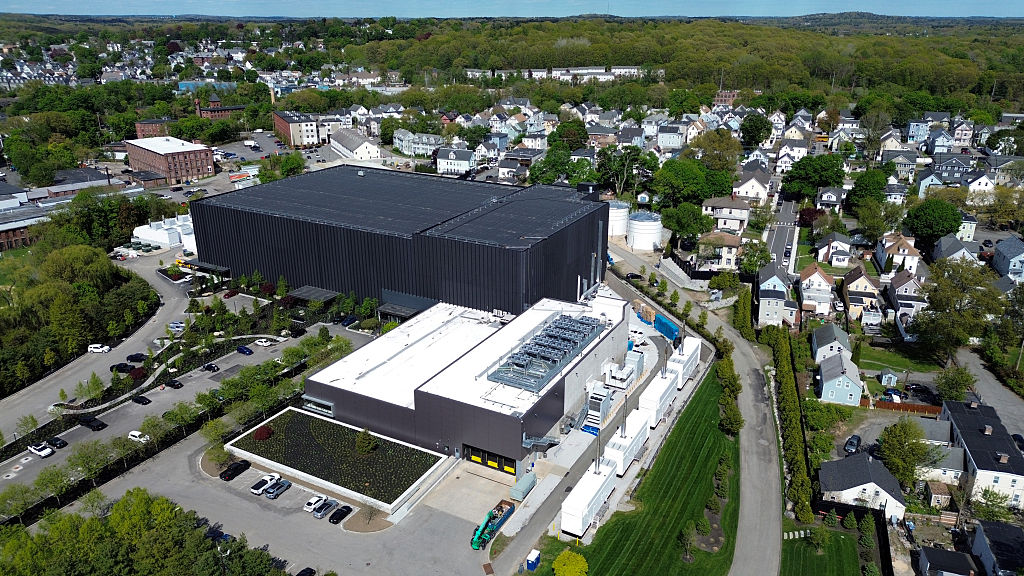 New York on track to pass yearlong data center ban despite Hochul ...