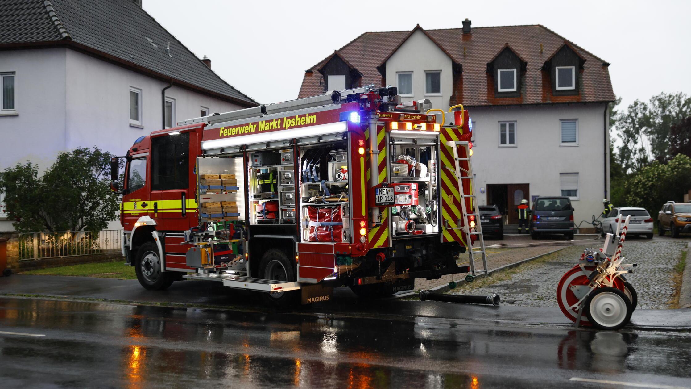 Heftige Gewitter über Mittelfranken: Regen setzt Keller unter Wasser