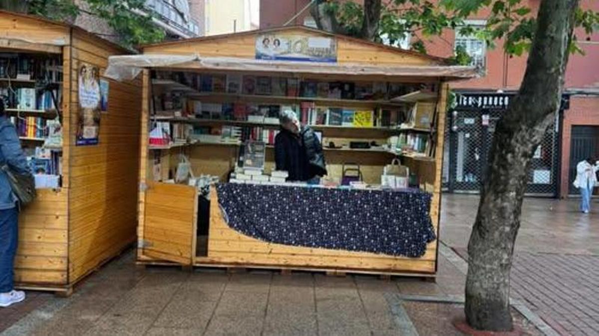 La Feria del Libro de Vallecas, "al garete" entre polémicas ...