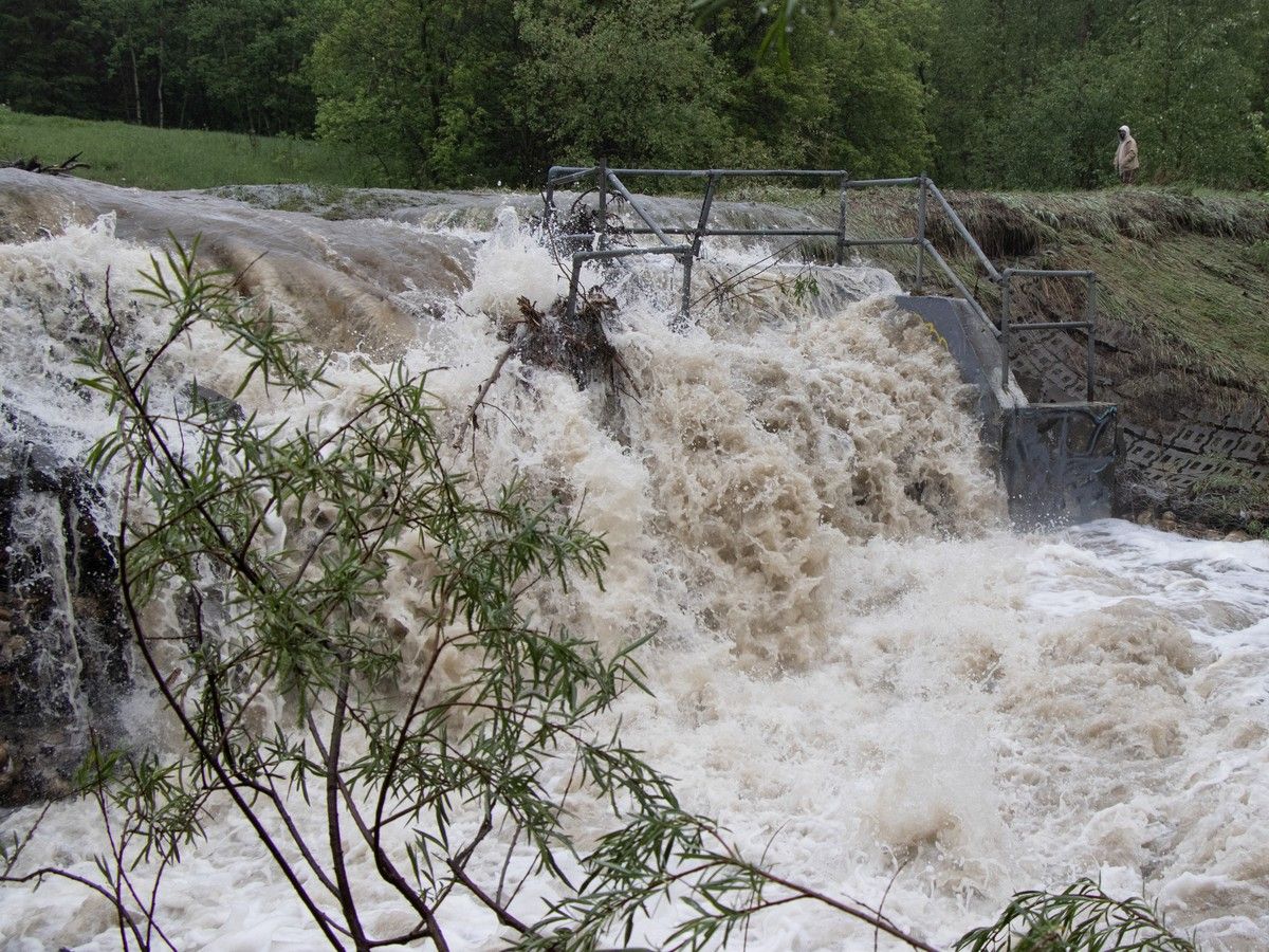 City's stormwater systems holding strong under heavy rain, says Epcor