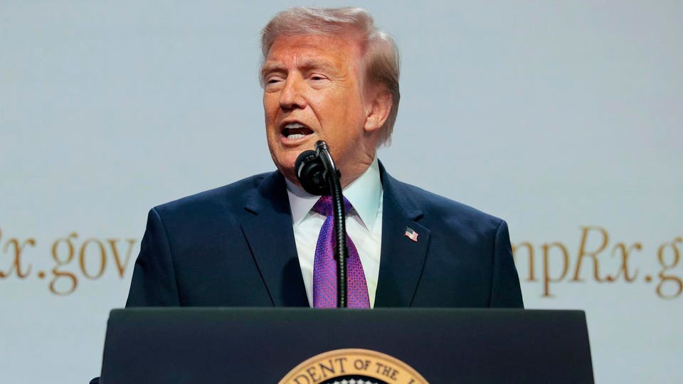 Trump says he’ll speak at rescheduled White House Correspondents ...