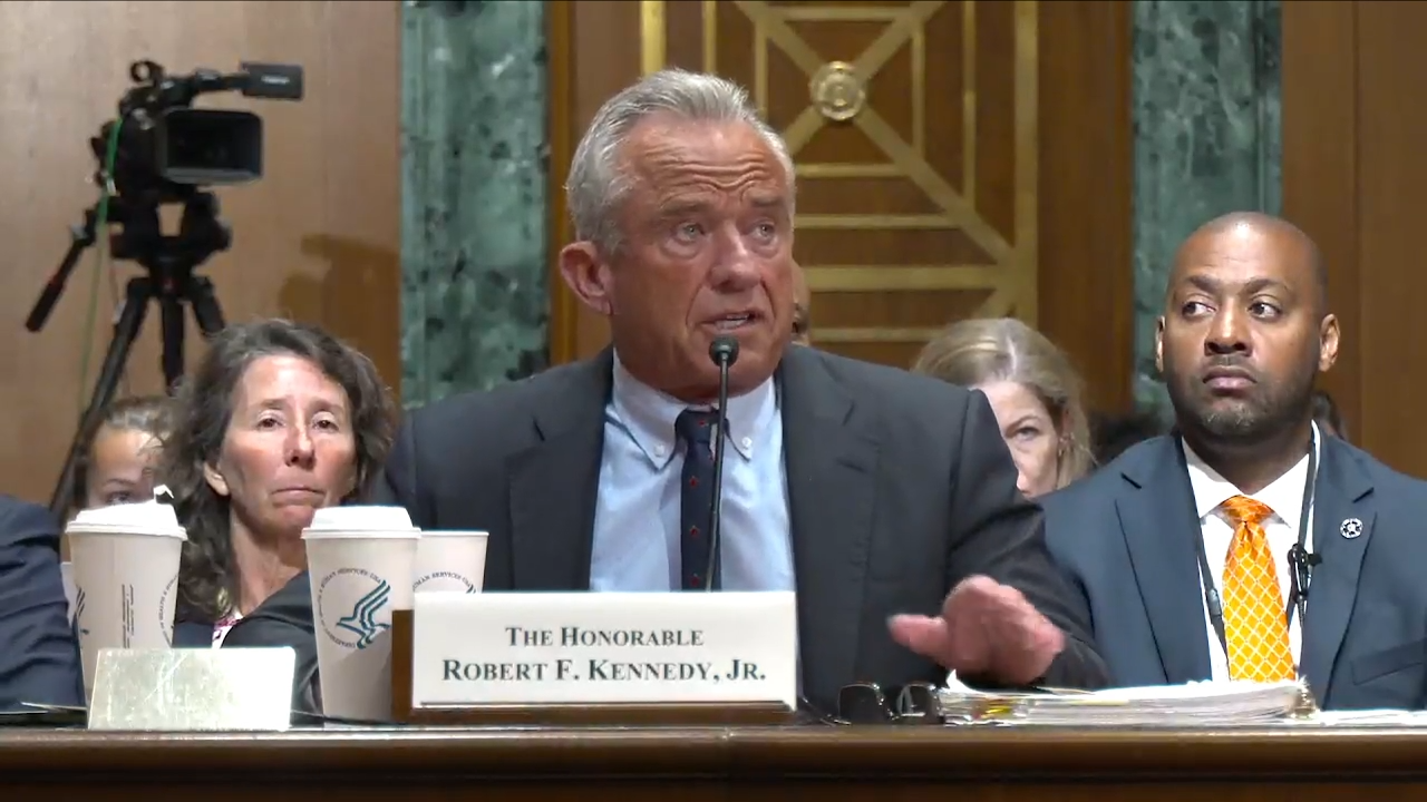 The drug is $16 at Costco: RFK Jr. trembles in his seat as Elizabeth ...