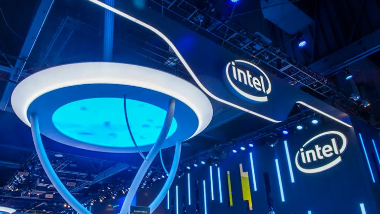 Intel colaborará con la taiwanesa Foxconn para desarrollar racks de IA ...