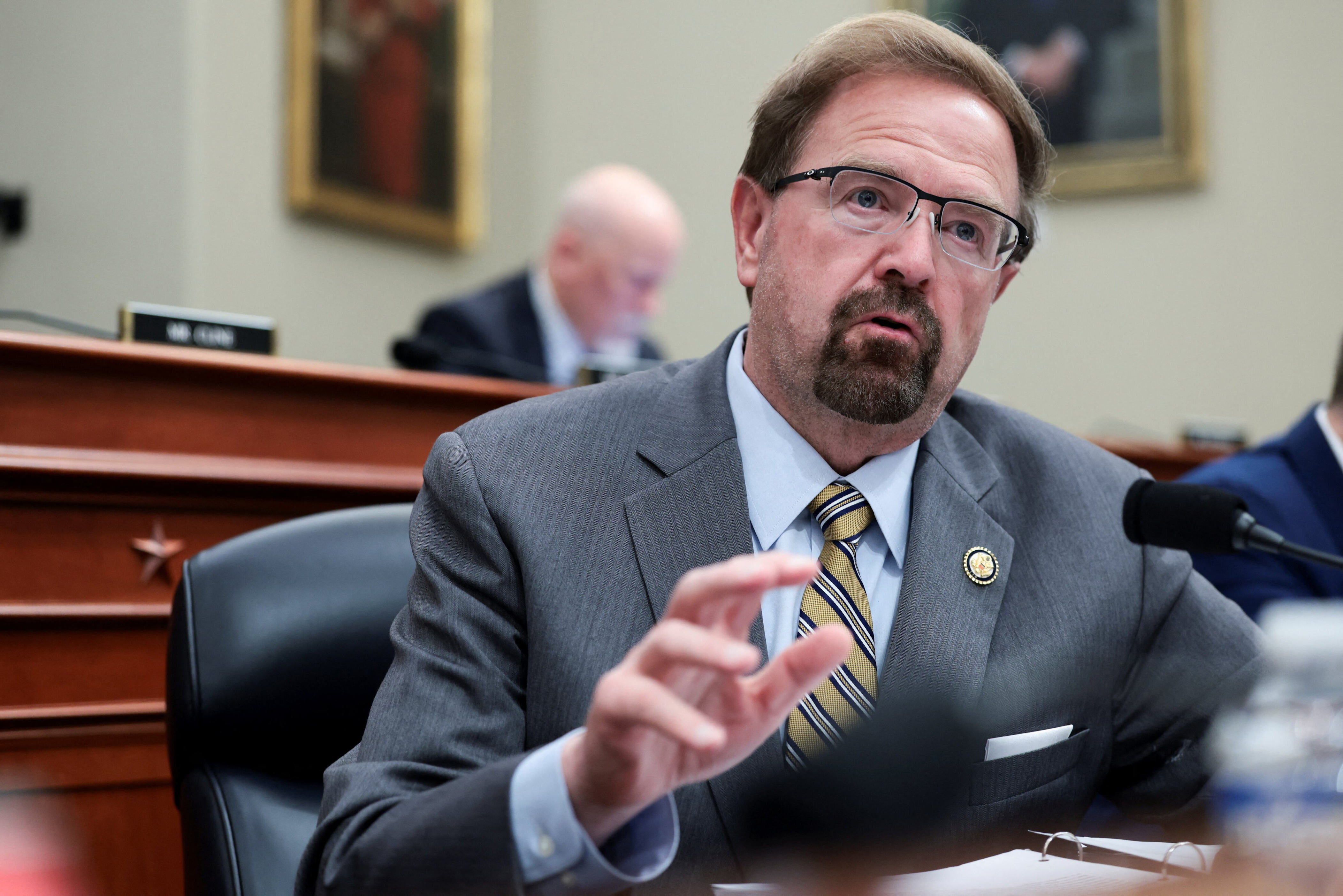House ethics panel investigates Rep. Jimmy Gomez after affair admission