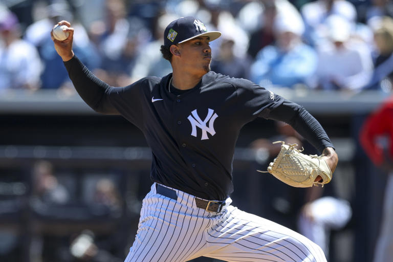 Yankees’ Carlos Lagrange decision has major implications for pitching staff