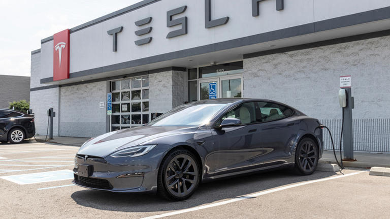 Here's how much a 2021 Tesla Model S has depreciated in just 5 years