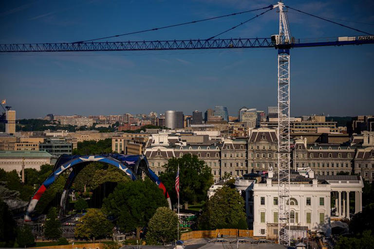 Trump's $13M reflecting pool makeover leaves leaks unfixed