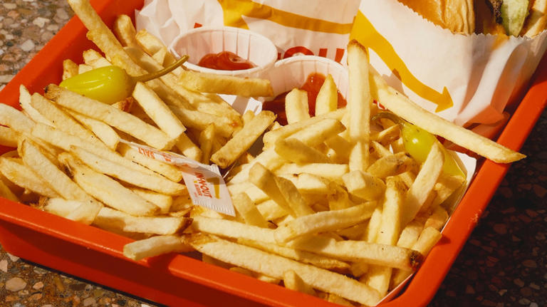 The 7 worst things about In-N-Out, according to fans