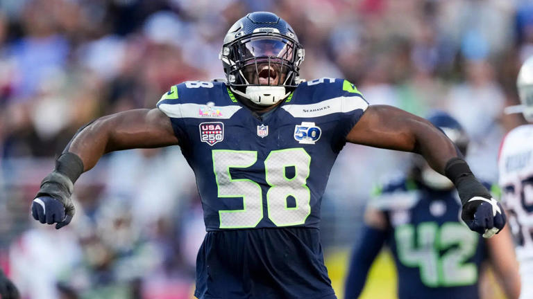 Seahawks and linebacker Derick Hall negotiating three-year contract ...