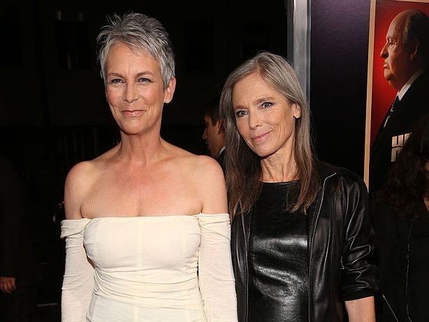 New details emerge in death of Jamie Lee Curtis' sister Kelly