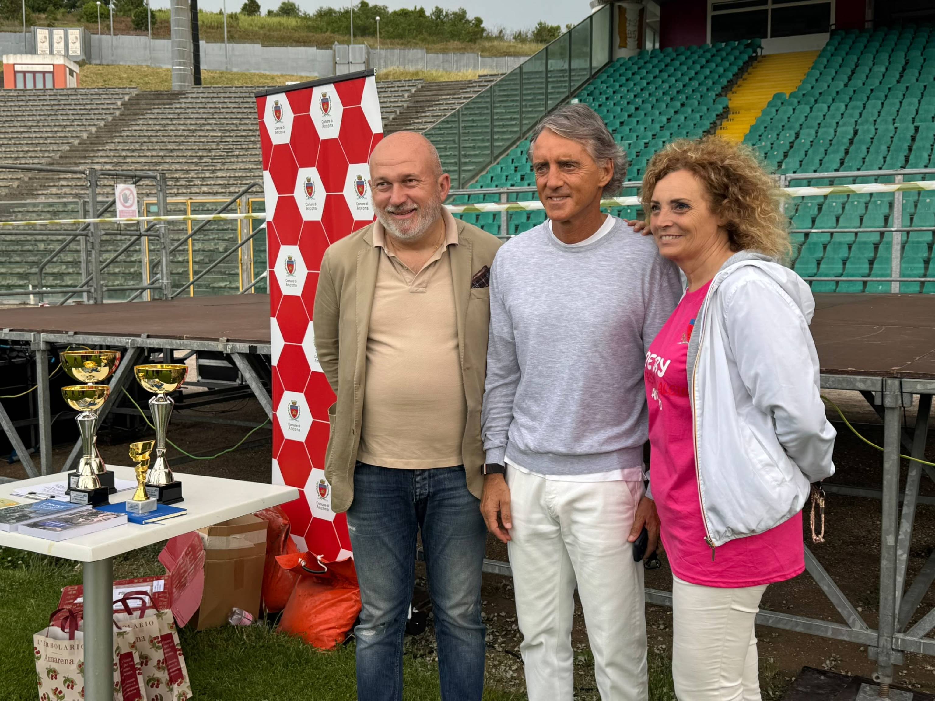 Mancini ad Ancona, "la Nazionale? Adesso devo andare a cena"