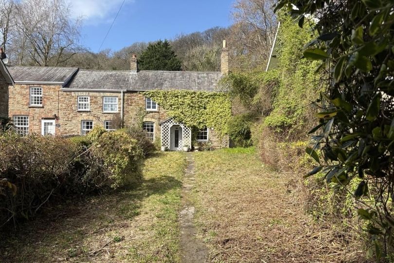 Inside pretty cottage in a Welsh village bursting with character and ...
