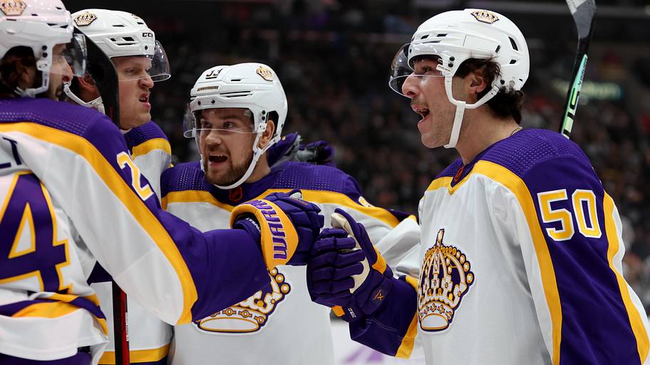 A purple LA Kings jersey sounds great, these mockups don't