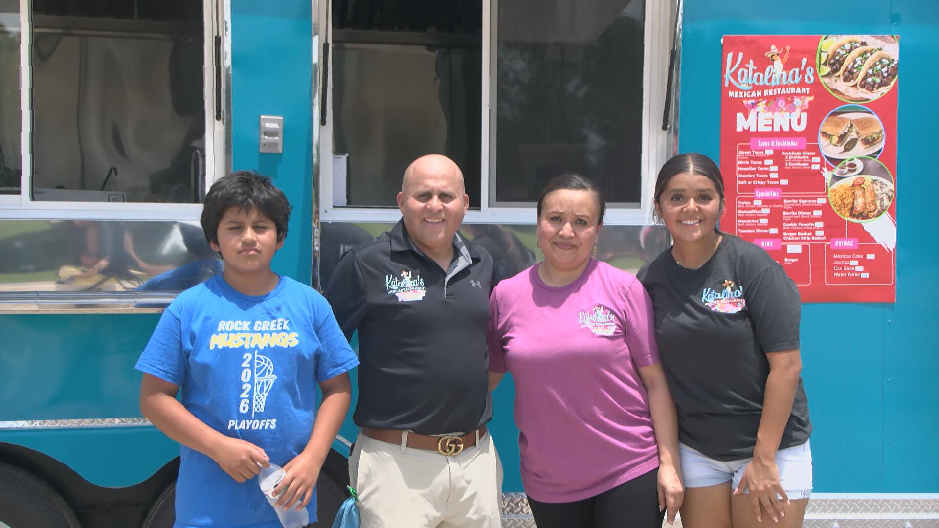 Katalina’s Mexican restaurant serves customers while awaiting building ...