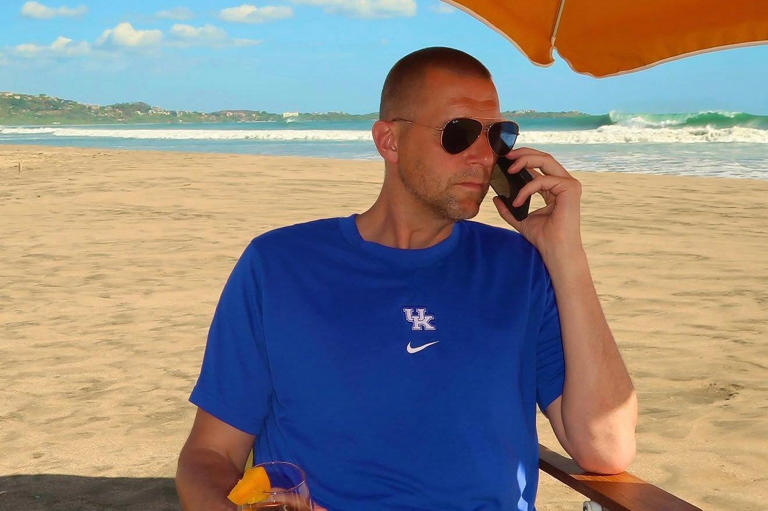 Mark Pope’s beach flex said everything the BBN needed to hear