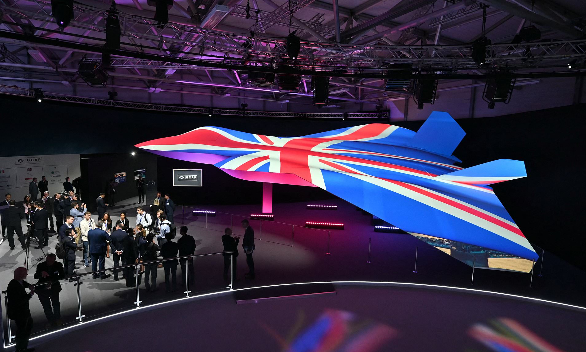 Ben Wallace says gov is 'stringing out' stealth fighter jet deal with ...