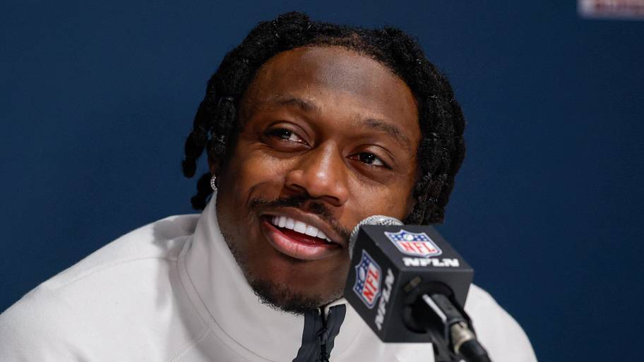 AJ Brown trade changed everything for Patriots' receiving room