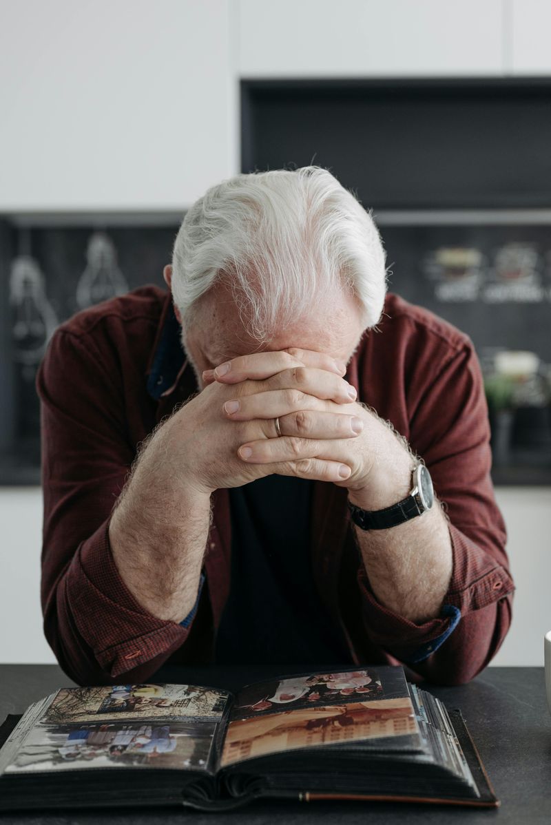 10 clear signs you’re not emotionally ready to restart a relationship