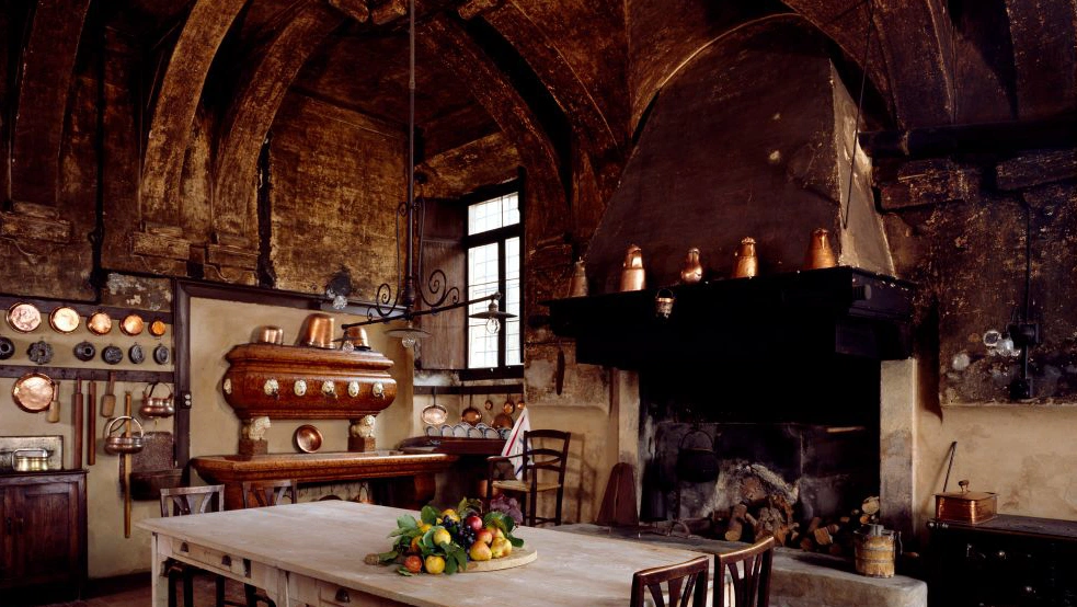 Modern Tuscan kitchen design and style