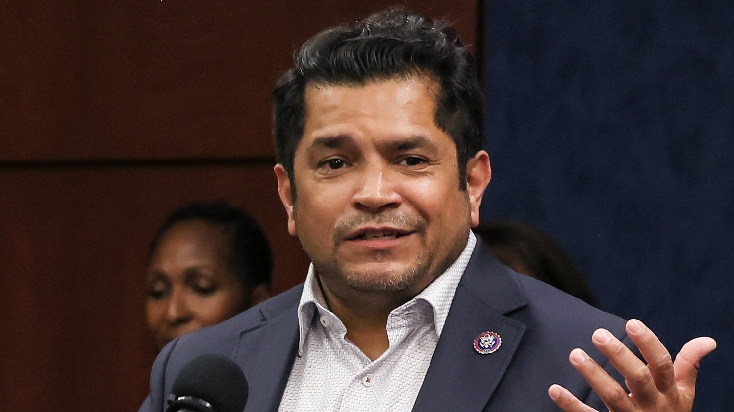 House ethics panel investigates Rep. Jimmy Gomez after affair admission