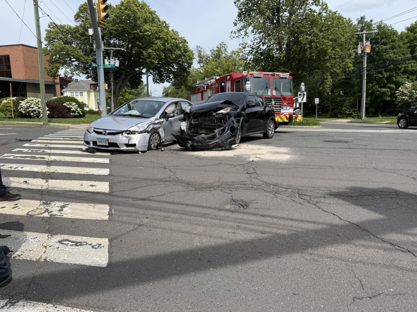 Crews respond to crash at West Hartford intersection