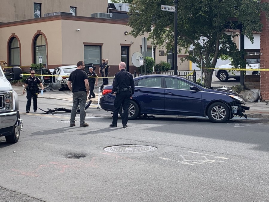 Man found with gunshot wound inside vehicle after crash in New Britain