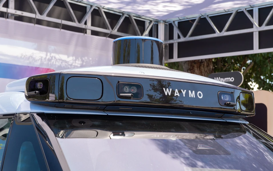 Texas enforces new authorizations for commercial self-driving vehicles
