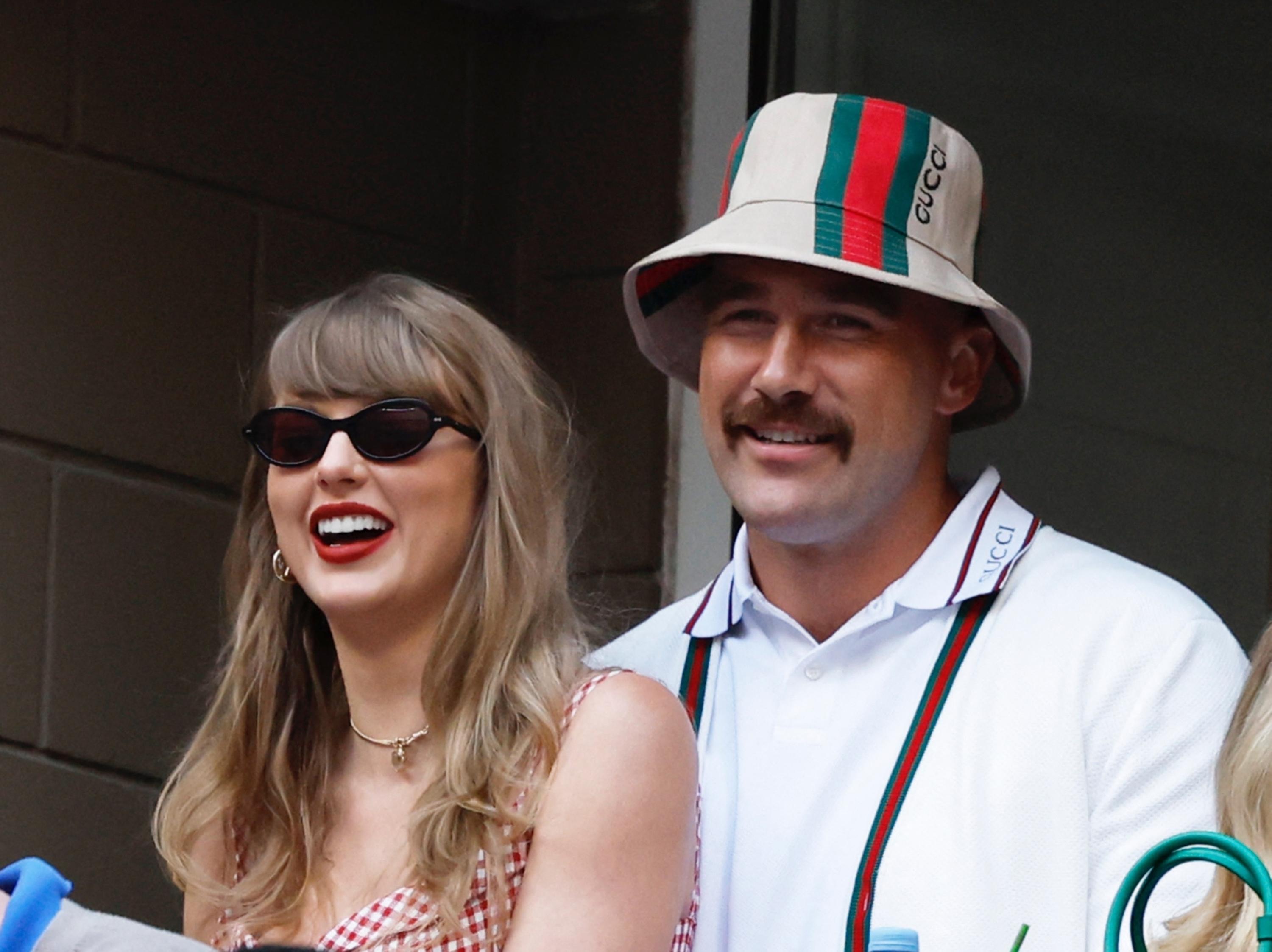 Peter Phillips et Harriet Sperling, Taylor Swift et Travis Kelce… Quels ...