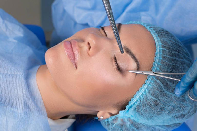 Woman forced to sleep with eyes open after plastic surgery goes ...