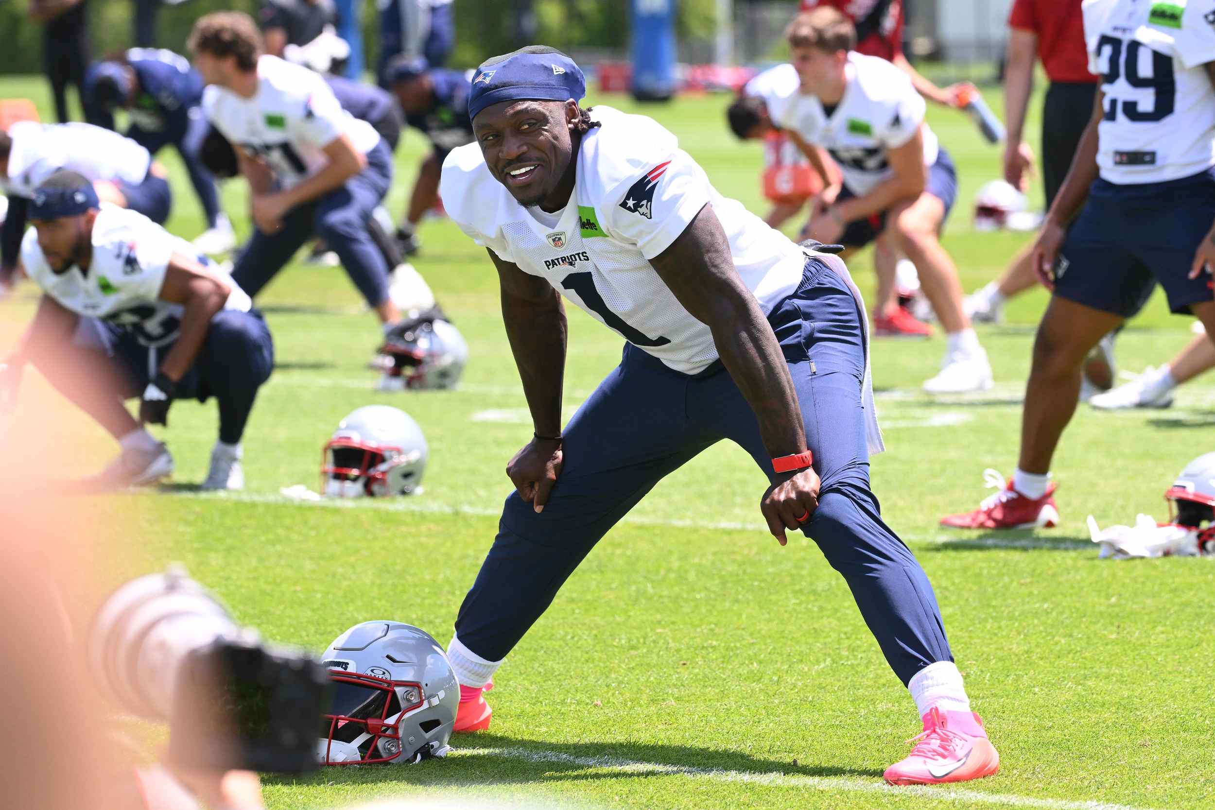 Josh McDaniels compares AJ Brown to legendary Patriots Super Bowl champion