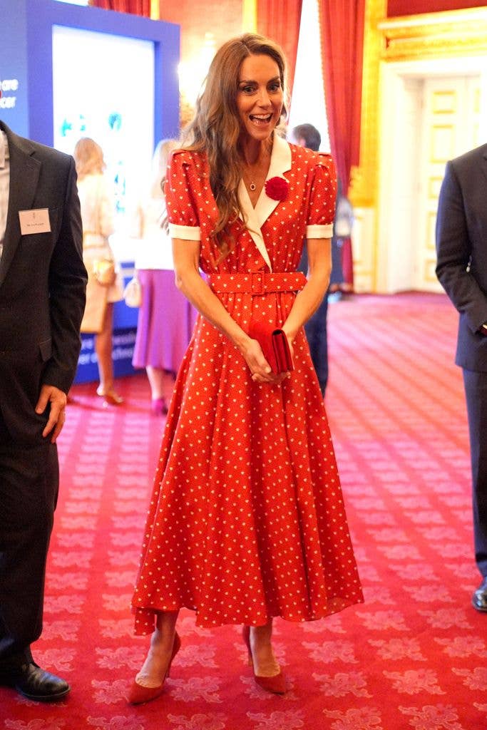 Princess Kate sends quiet message of 'unity and strength' with heart ...