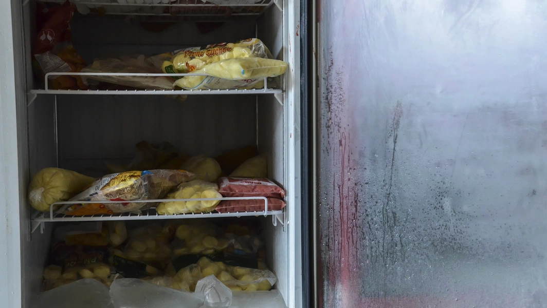 Coin-in-freezer trick: Uses, limits, and alternatives