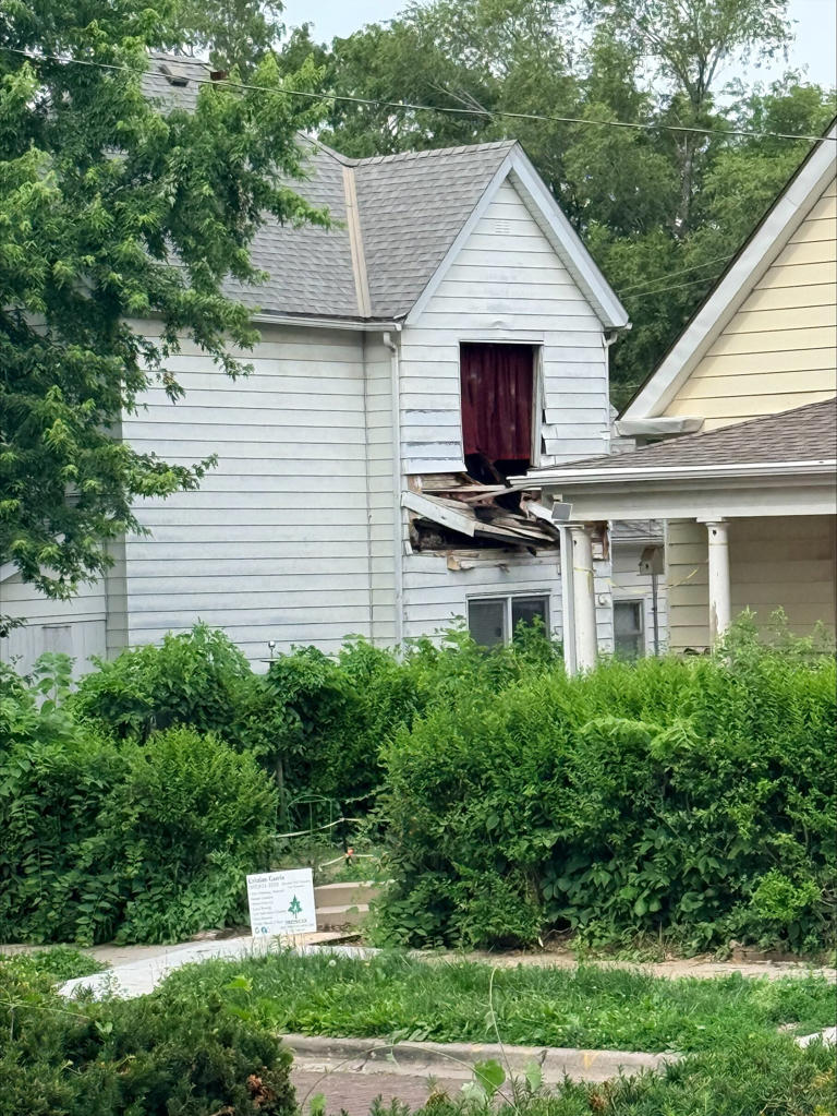 Officer-involved shooting leaves one dead in South Omaha