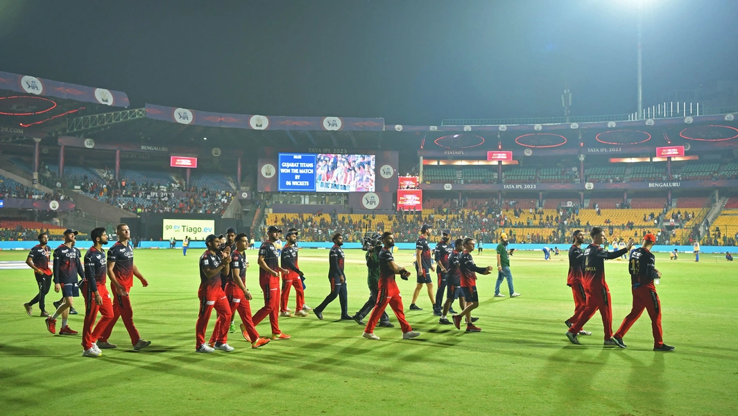 RCB celebrate back-to-back IPL titles with ice bucket prank on coach
